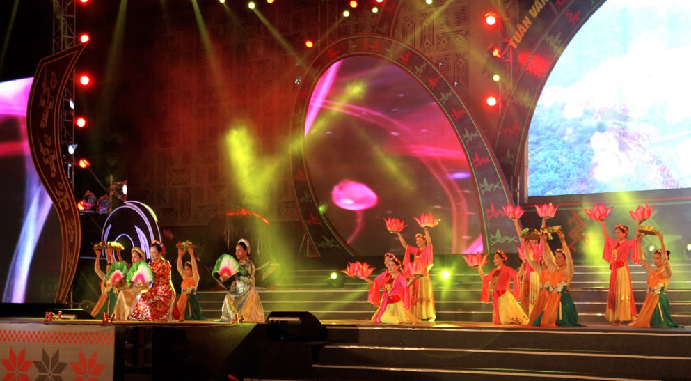 Hội tụ sắc màu văn hóa - Báo Quảng Ninh điện tử