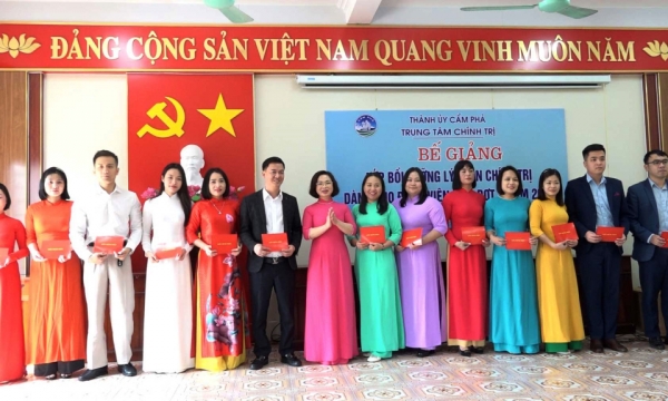 Cẩm Phả: Chủ động tạo nguồn phát triển đảng viên - Báo Quảng Ninh điện tử