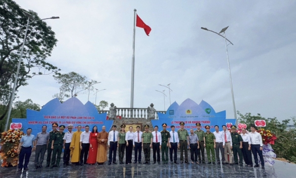 Khánh thành Cột cờ Tổ quốc trên đảo Thanh Lân - Báo Quảng Ninh điện tử