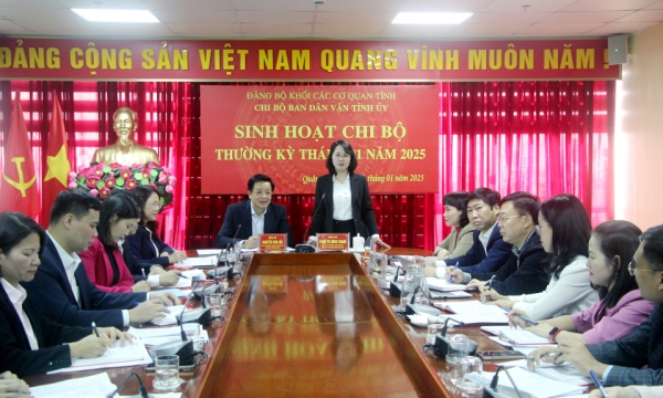 Đồng chí Phó Bí thư Thường trực Tỉnh ủy dự sinh hoạt chi bộ tại Chi bộ Ban Dân vận Tỉnh ủy ...