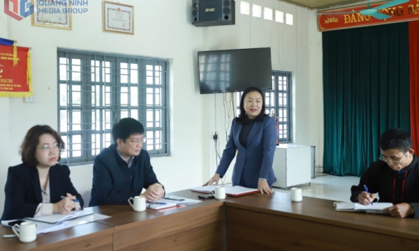 Phó Chủ tịch Thường trực HĐND tỉnh dự sinh hoạt chi bộ thôn Khủi Luông, xã Vô Ngại, huyện Bình ...