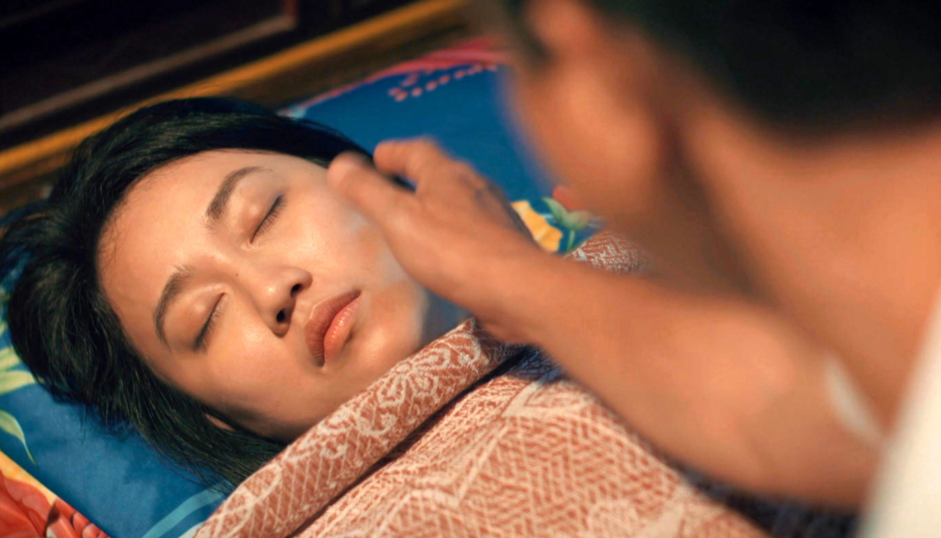 Huỳnh Hồng Loan lên tiếng về cảnh phim bị cho là loạn luân trên sóng VTV - Báo Quảng Ninh điện tử